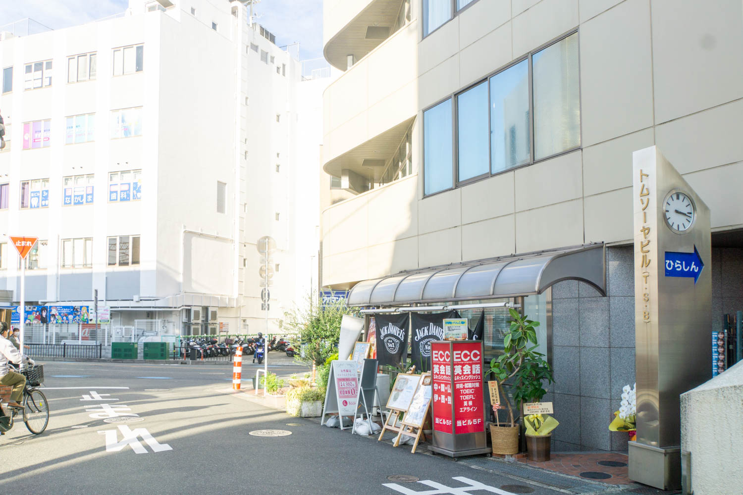 枚方市駅ちかくにつくってた「SPO cafe Repos ユーカリ」がオープンしてる。元アムリタのお店 - 枚方つーしん